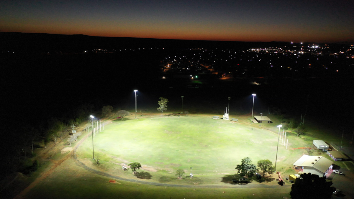 Moranbah Bulldogs AFC - Halliday Lighting Australia